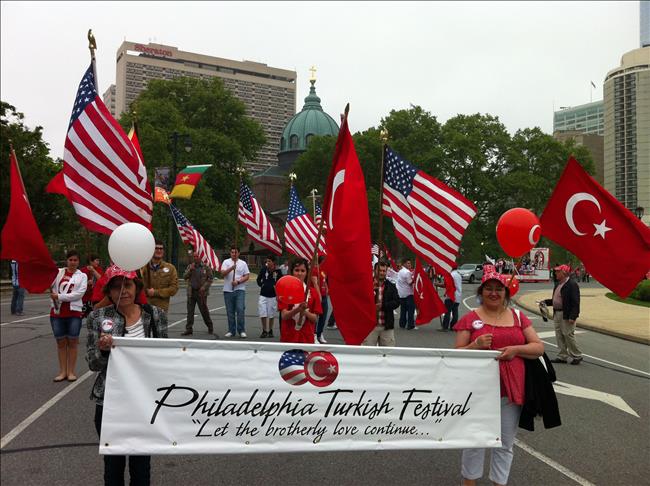 Turks in Philadelphia march to celebrate Turkish Day