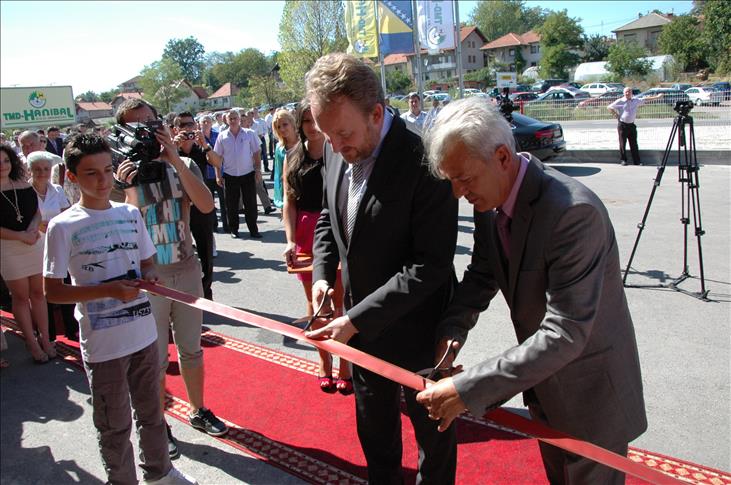 Gradačac: Izetbegović otvorio novi pogon firme TMD-Hanibal