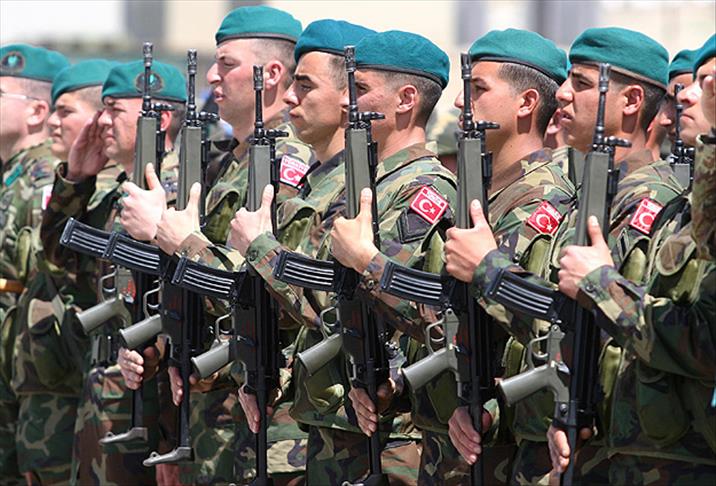 Türk askeri 1 yıl daha Kabil'de