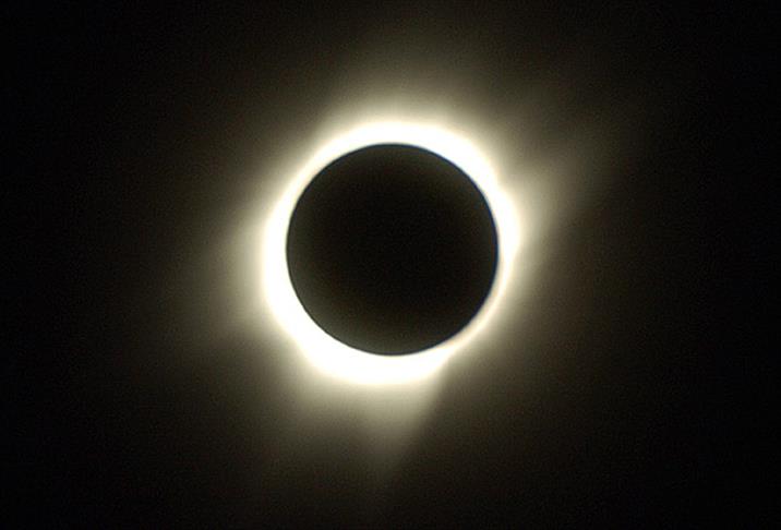 Pomračenje Sunca u Australiji