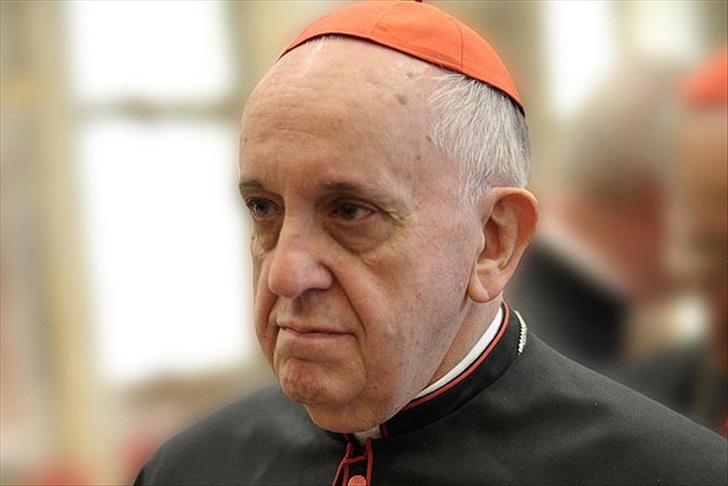 Argentinian Cardinal Bergoglio becomes new leader of Catholic world