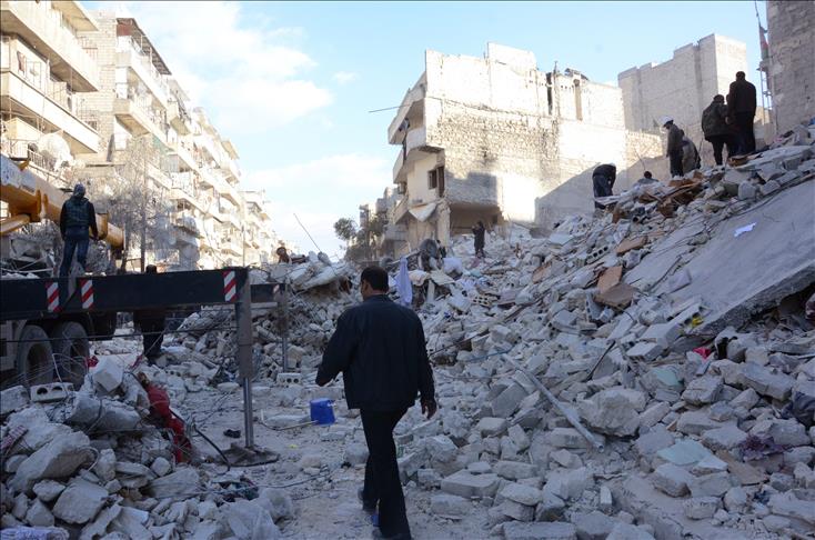 'Hundreds buried' under debris in Aleppo bomb attacks