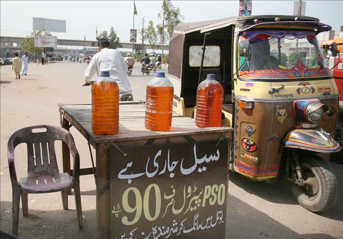 Pakistan's moving dynamite