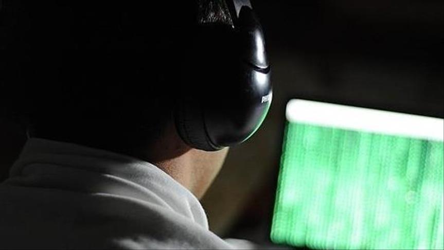 Thai cyber-activists threaten war on 'Great Firewall'