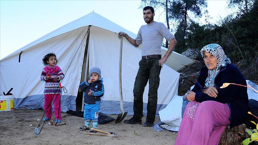 Turkey to boost humanitarian aid to displaced Turkmens