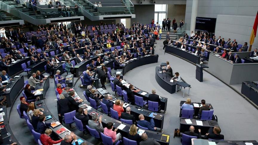 German MPs approve military aid for anti-Daesh forces