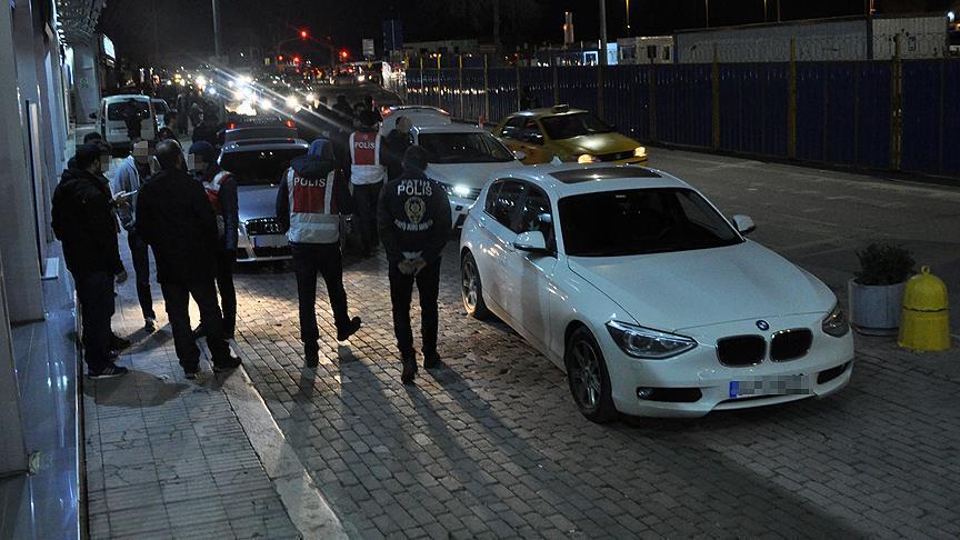 Istanbul police detain 165 in major operation