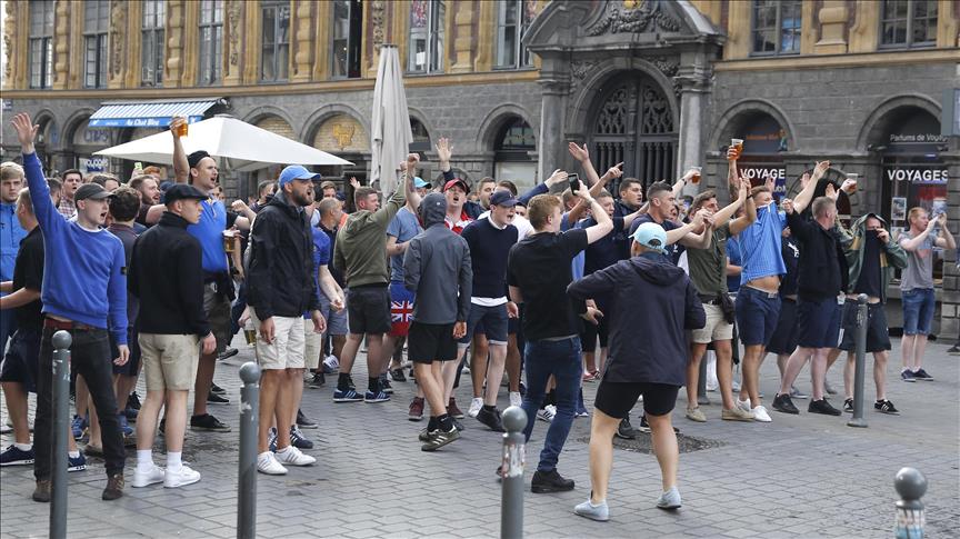 Euro 2016: Hundreds arrested amid hooliganism in France