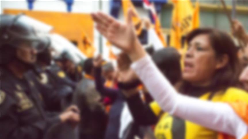 Thousands protest violence against women in Peru