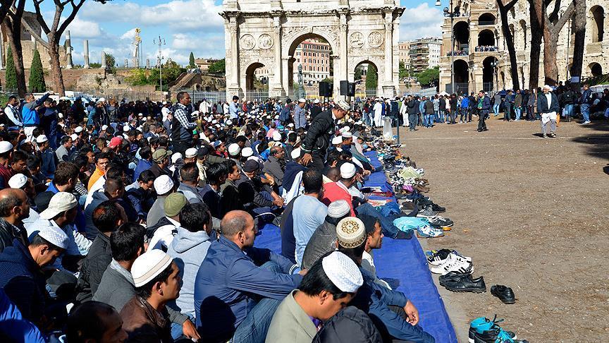 Muslims demand Italy recognizes more mosques