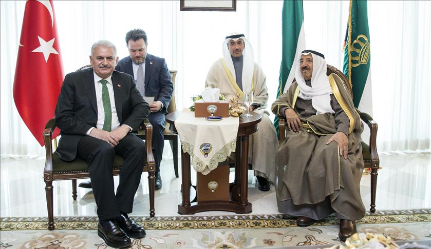 Kuwaiti emir arrives in Ankara to talk trade, tourism