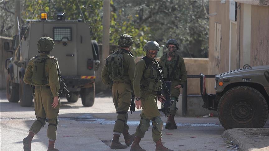 Izraelski vojnici priveli 16 Palestinaca