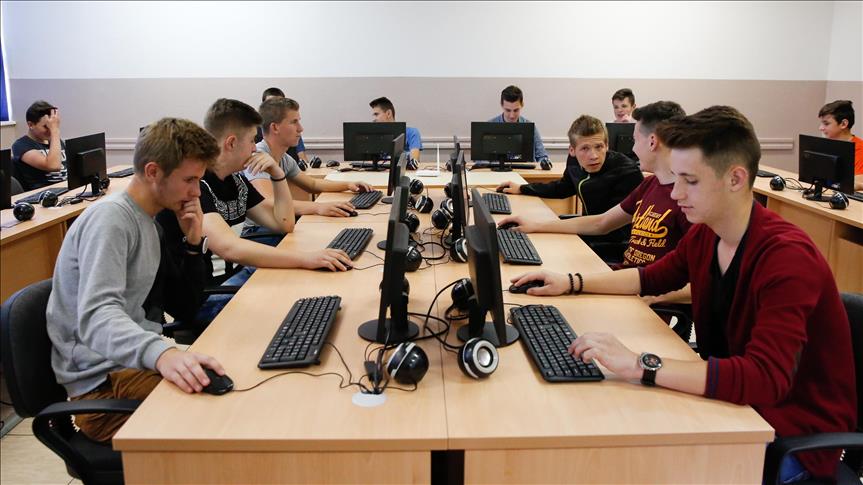 Turska vojna misija u BiH donirala savremeni kabinet informatike