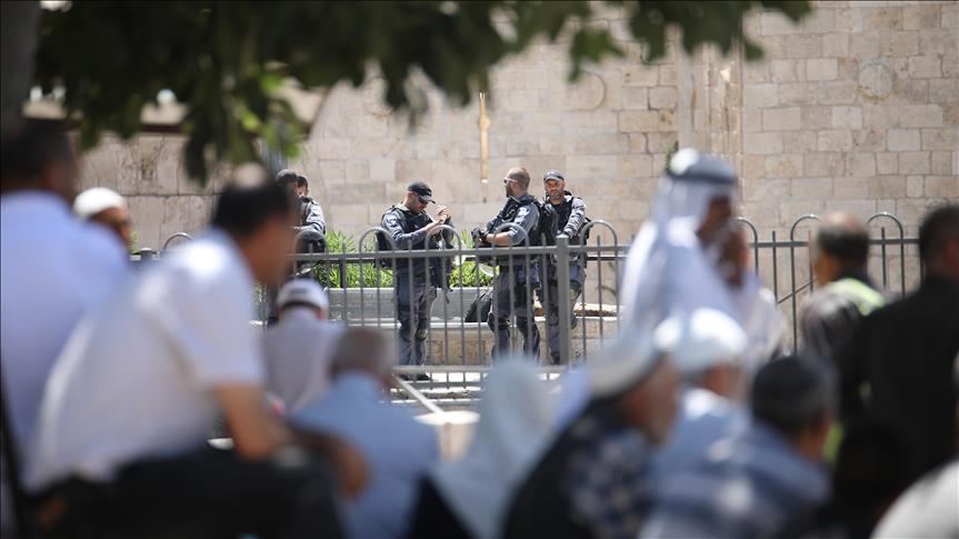 Abbas discusses Al-Aqsa clashes with Israeli president