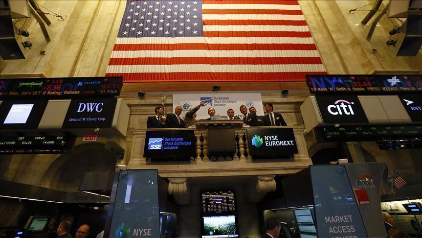 US stock market opens mixed