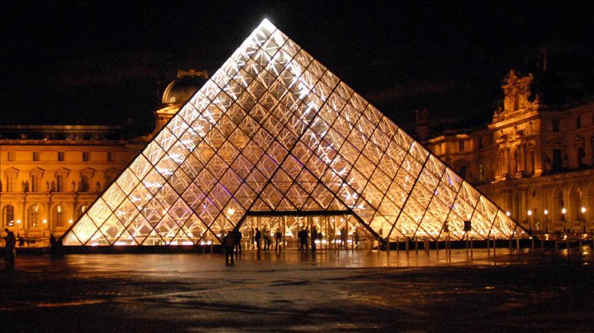 Na današnji dan: Otvoren Louvre