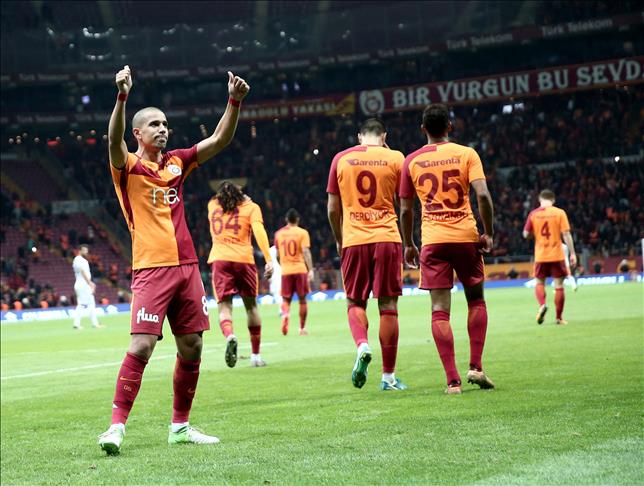 Football: Galatasaray comeback defeat Akhisarspor