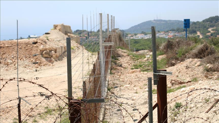 Beirut unveils plan to build seaport near Israel border