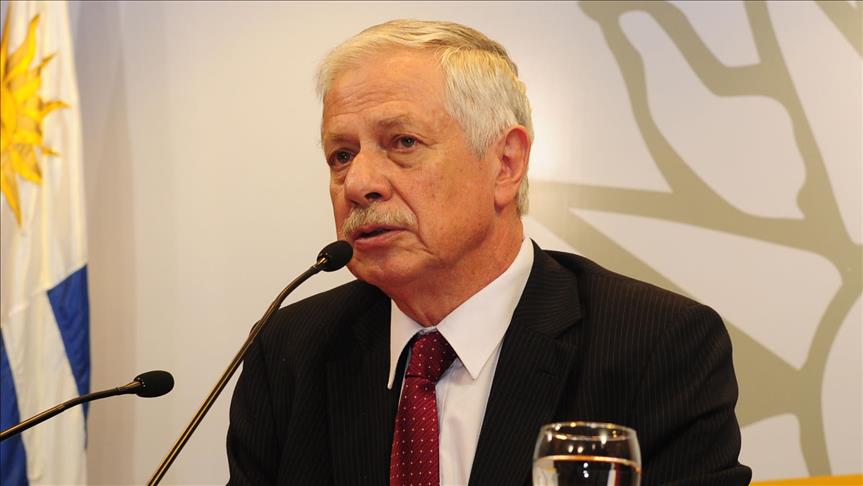 Ministro uruguayo se compromete a buscar recursos para la salud