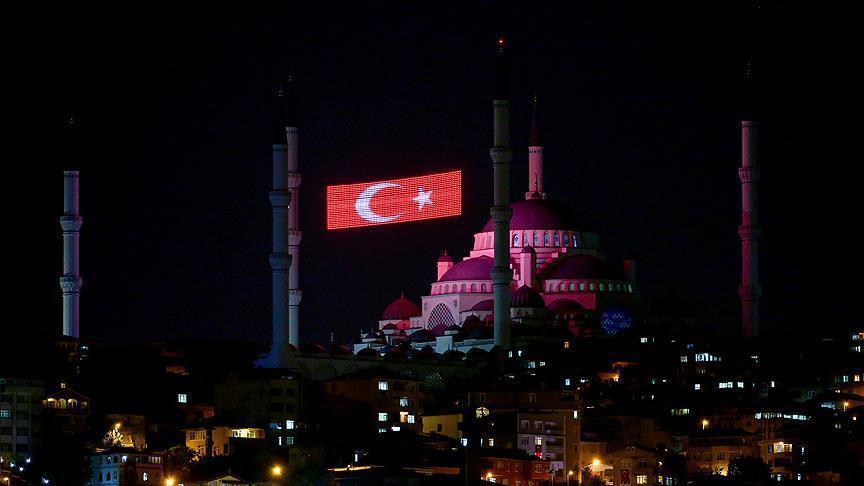 Mosques across Turkey say prayers in memory of July 15