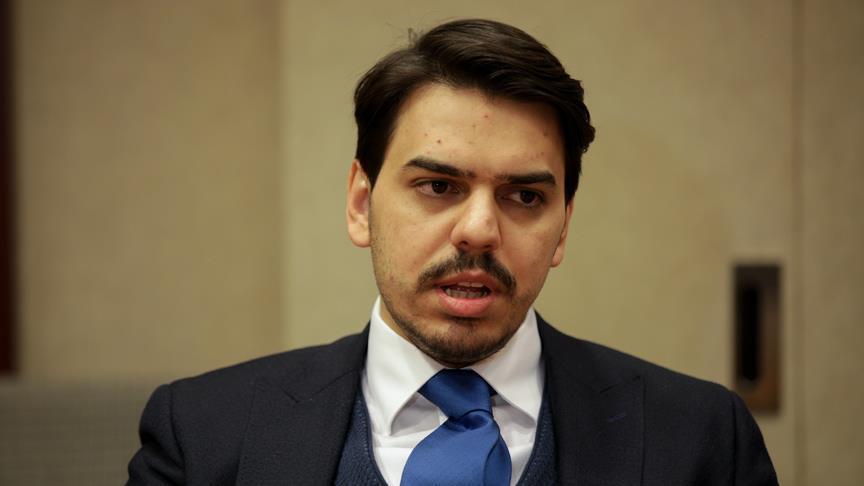 Turkey best ‘example' for helping Syrians: official