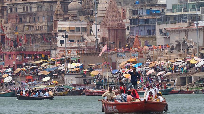 Tajanstveni sveti grad na obali rijeke Ganges