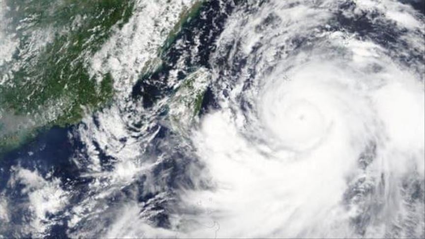 Japan: Snažan tajfun pogodio kopno, zabilježen i jak zemljotres