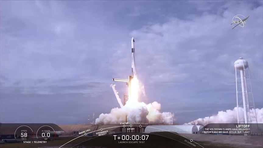 SpaceX berhasil uji sistem pelepasan darurat pesawat ruang angkasa