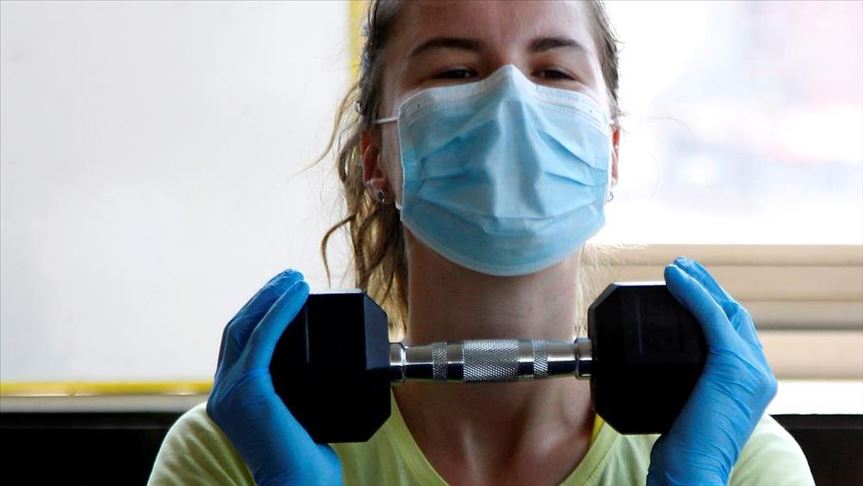 Srbija: Na rekreaciju pod maskom i sa rukavicama