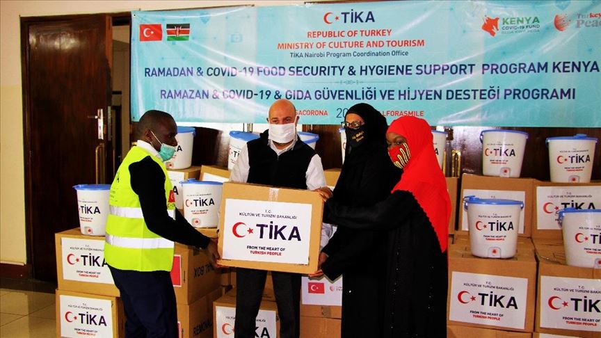 Turkey delivers food, sanitation aid to Kenyan families
