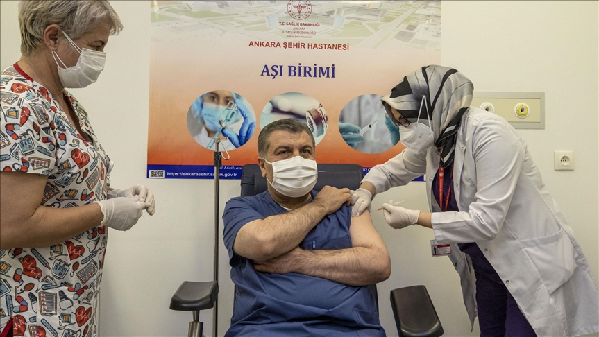 Vaksinohet ministri turk i Shëndetësisë, nga nesër vaksinimi i ...