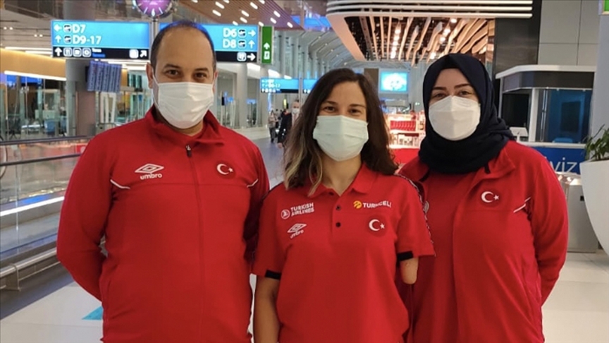 Milli yüzücü Emine Avcu, Almanya'da Paralimpik Yüzme Dünya Serileri'nde ...