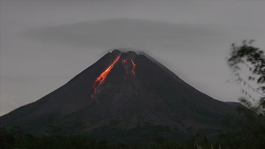 Indonesia’s Mount Merapi erupts, spewing hot ash
