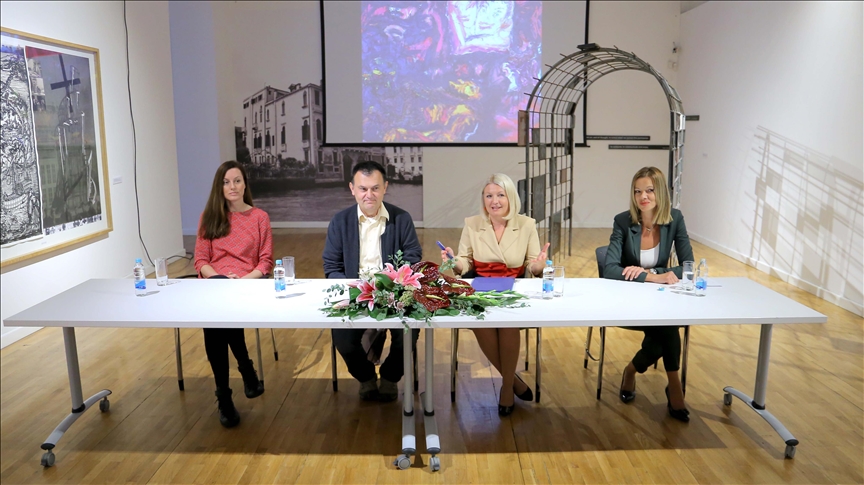 BiH: Umjetnik Željko Opačak poklonio zbirku djela Muzeju savremene umjetnosti RS-a