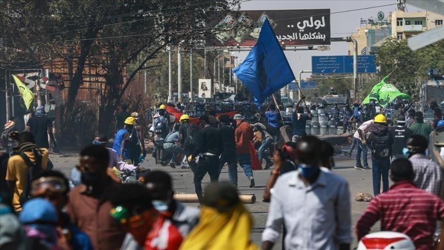 أطباء السودان ارتفاع ضحايا الاحتجاجات إلى 91 قتيلا