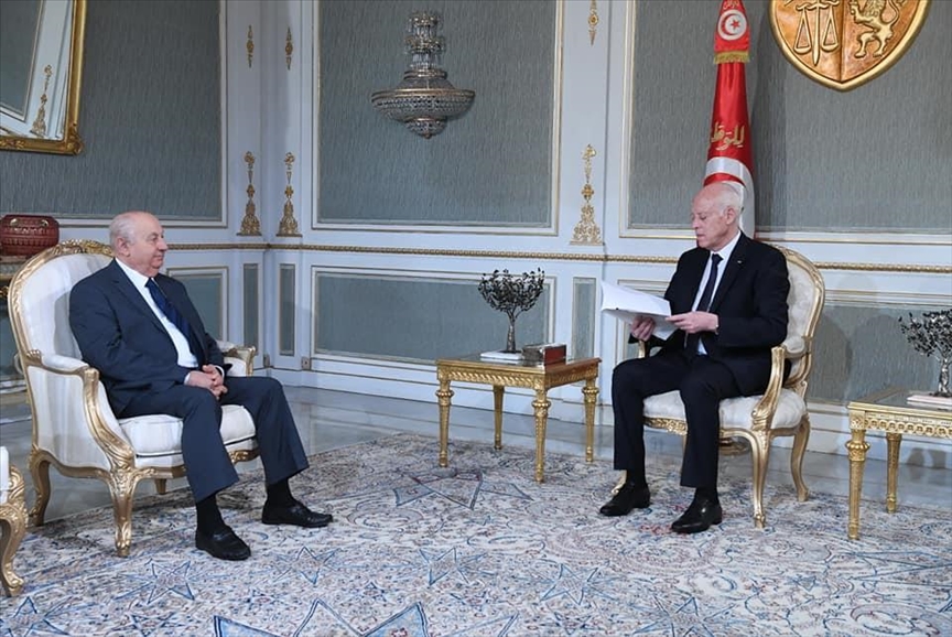 Tunisie : Le projet de nouvelle Constitution remis au président Kaïs Saïed
