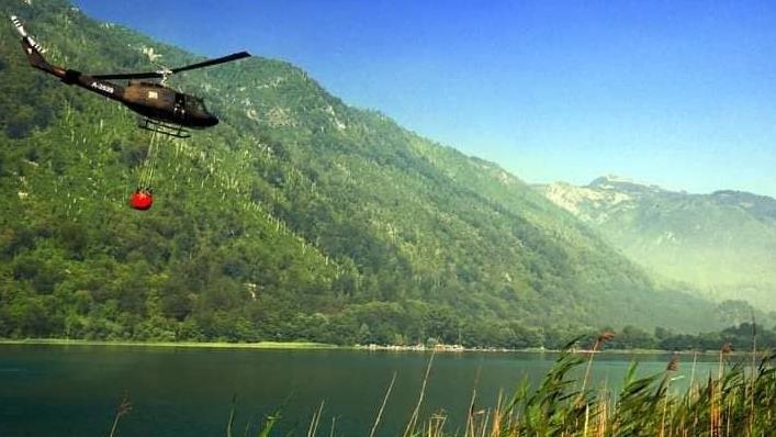 Helikopteri OS BiH uspješno okončali misiju gašenja požara na području ...