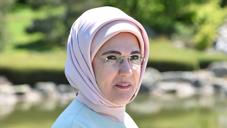 Emine Erdoğan selden etkilenen Pakistan halkına 'Geçmiş olsun ...