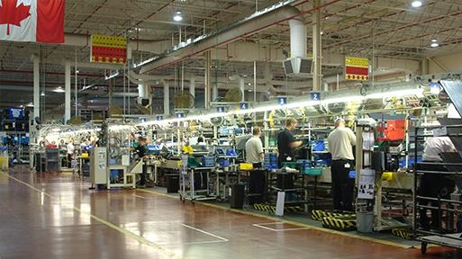 Canada's manufacturing sales fall 0.9% in July for 3rd straight month