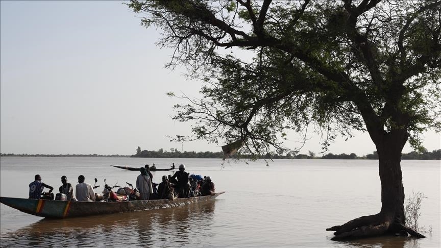 3 Rohingya killed, 45 rescued as boat carrying migrants sinks in Bay of ...