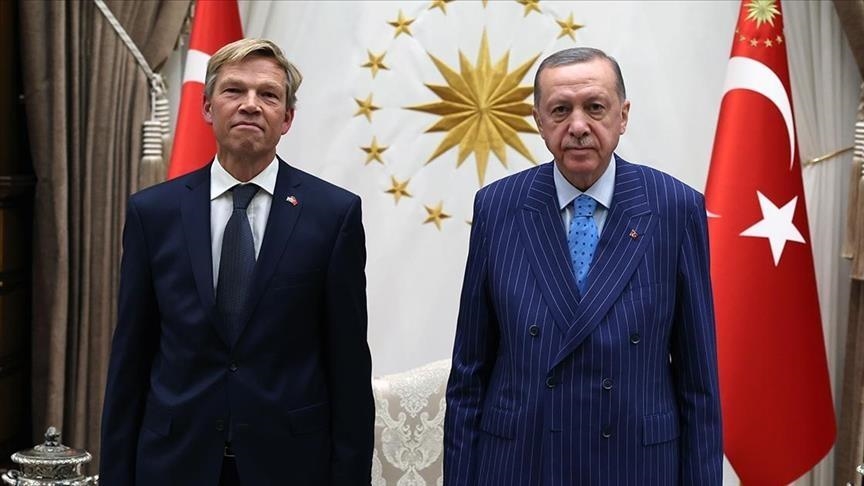 Erdogan reçoit les lettres de créance de trois nouveaux ambassadeurs