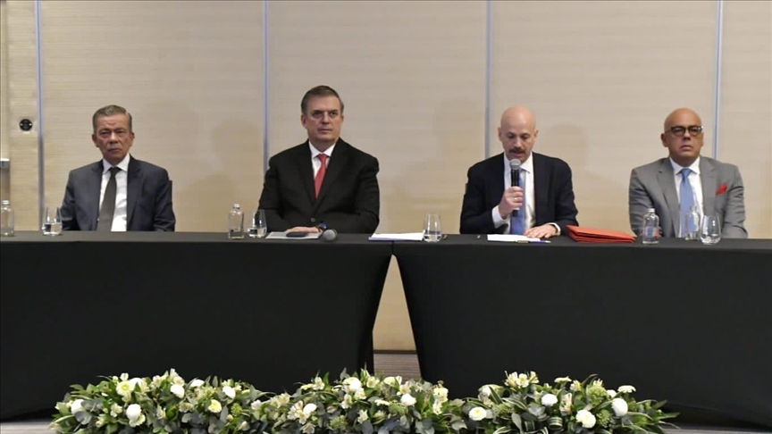 Gobierno y oposición venezolanas acuerdan reanudar el diálogo y firman ...