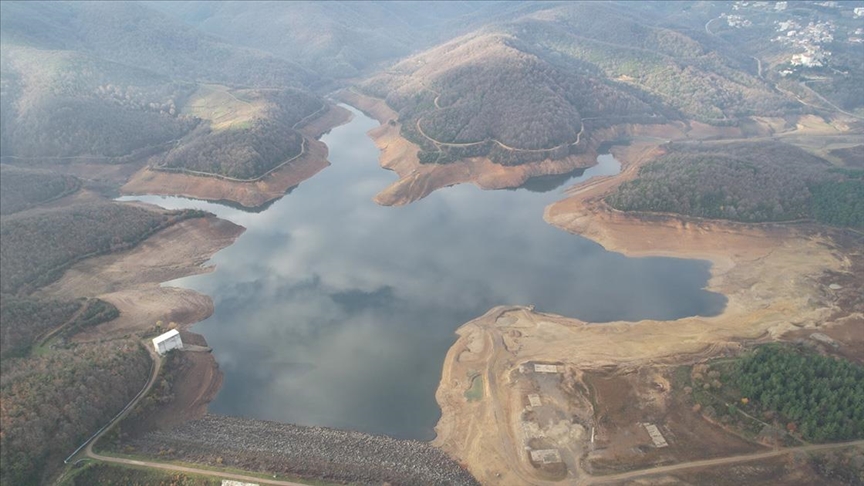 Yalova'nın içme suyu ihtiyacını karşılayan Gökçe Barajı'nda su seviyesi ...