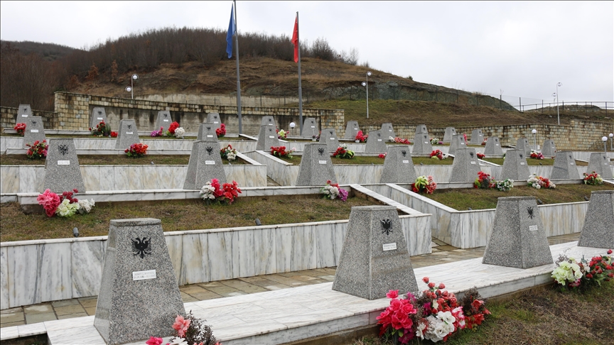 Kosovo: Masakr u Račku od pre 24 godine šokirao svet i izazvao ...