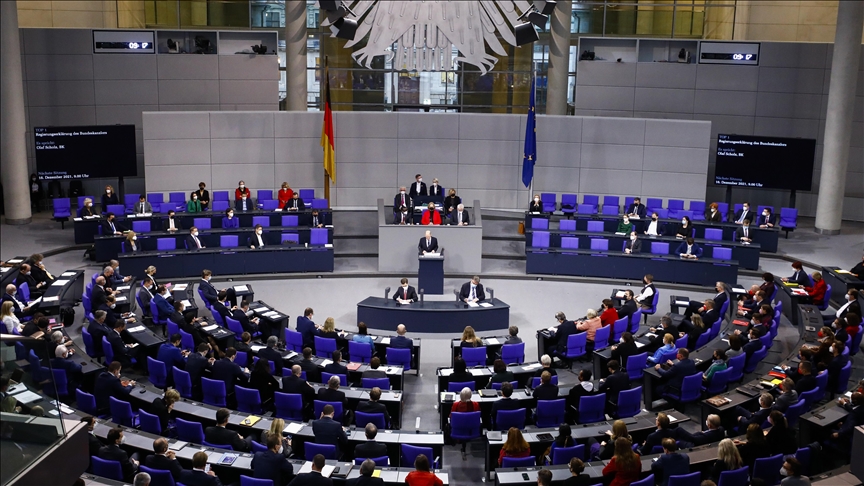 German government introduces draft law to attract foreign skilled workers