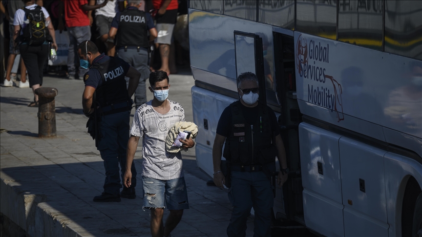 EU to provide additional funds to help Italy combat irregular migration