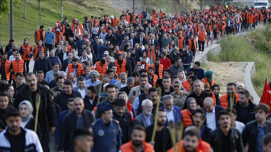 Ji bo salvegera fetha Diyarbekirê "Meşa Fethê" hat lidarxistin