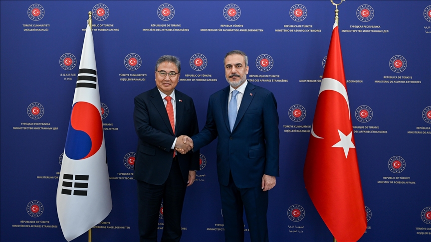 Šefovi diplomatije Turkiye i Južne Koreje sastali se u Ankari
