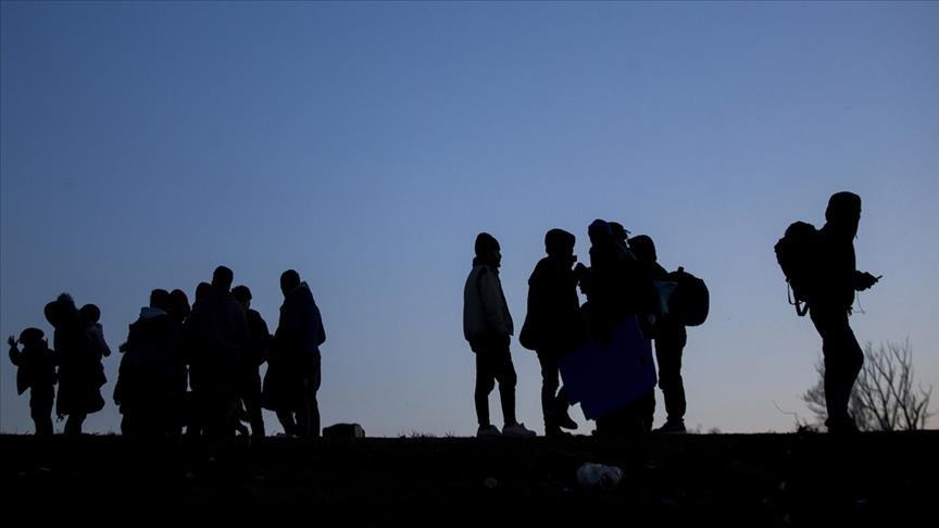 Migration clandestine: la Türkiye interpelle 19 passeurs dans l'ouest ... Migration clandestine: la Türkiye interpelle 19 passeurs dans l'ouest ...