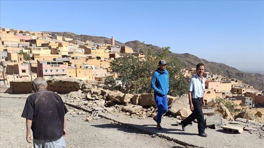 Séisme au Maroc: le bilan s'alourdit à 820 morts et des centaines de blessés